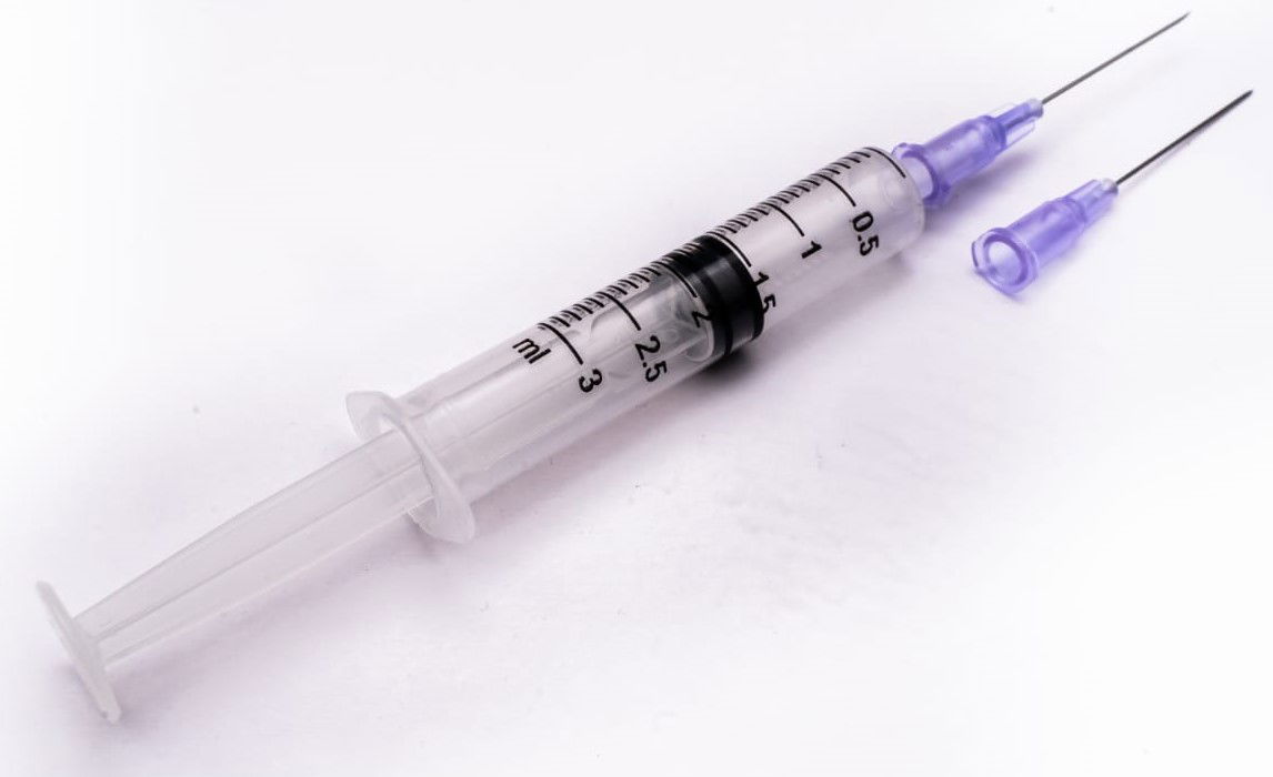 Syringes with Luer slip/ Luer Lock/ Auto Disable - Syringes - Hi-Tech ...