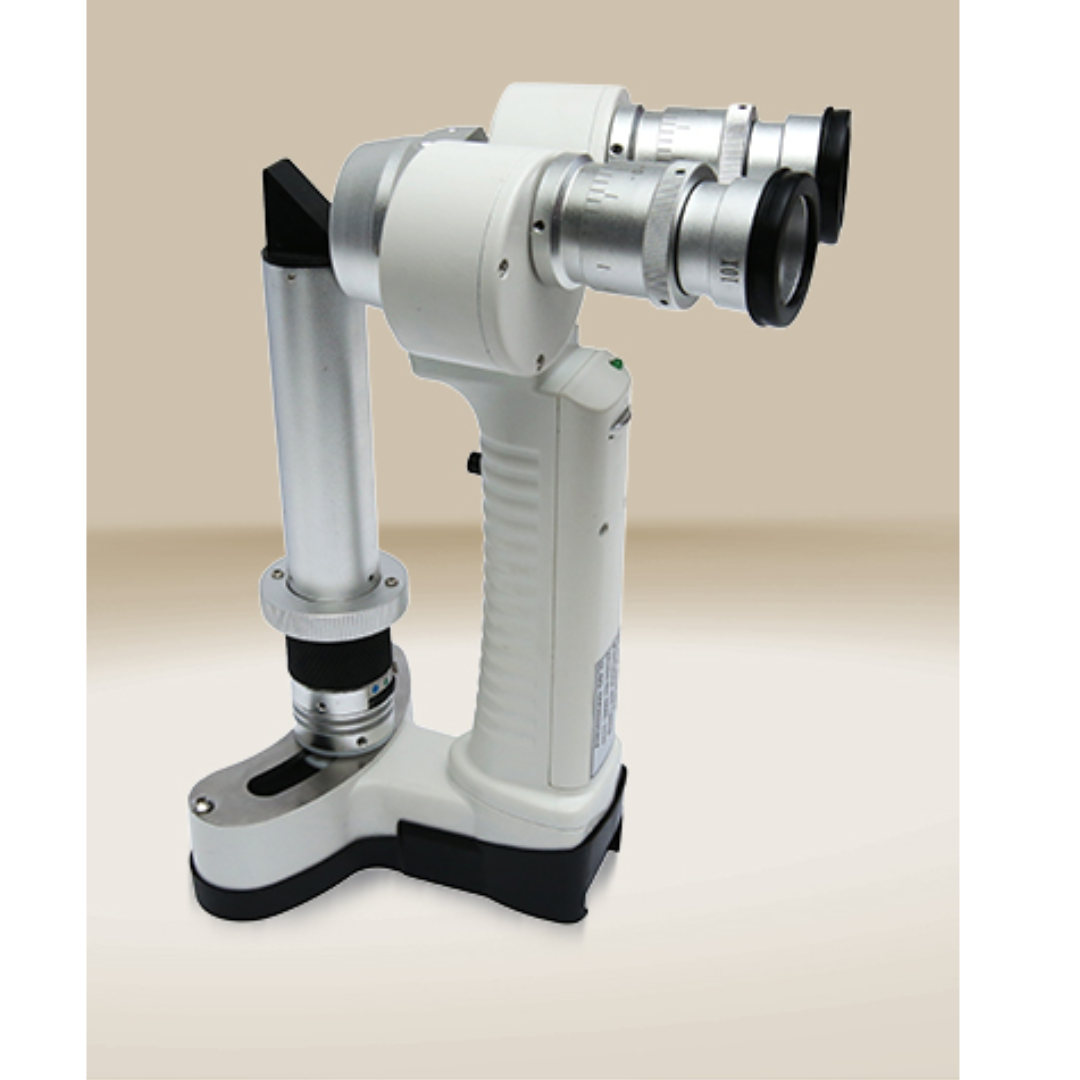 DME 1115 Portable Slit Lamp by Devine Meditech