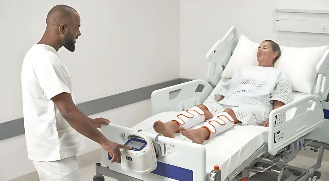 Flowtron ACS900 - DVT Pump Pressure Therapy Unit | Arjo