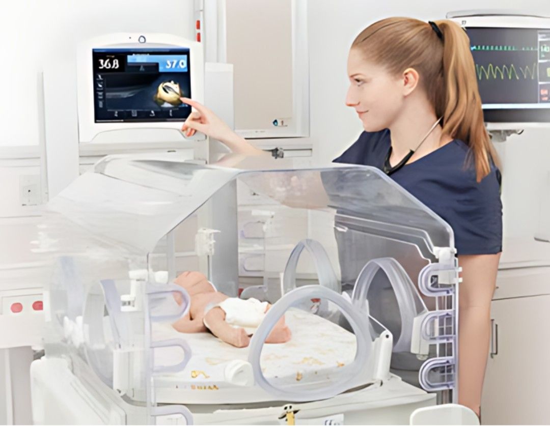Giraffe Incubator Carestation | Innovative Neonatal Environment