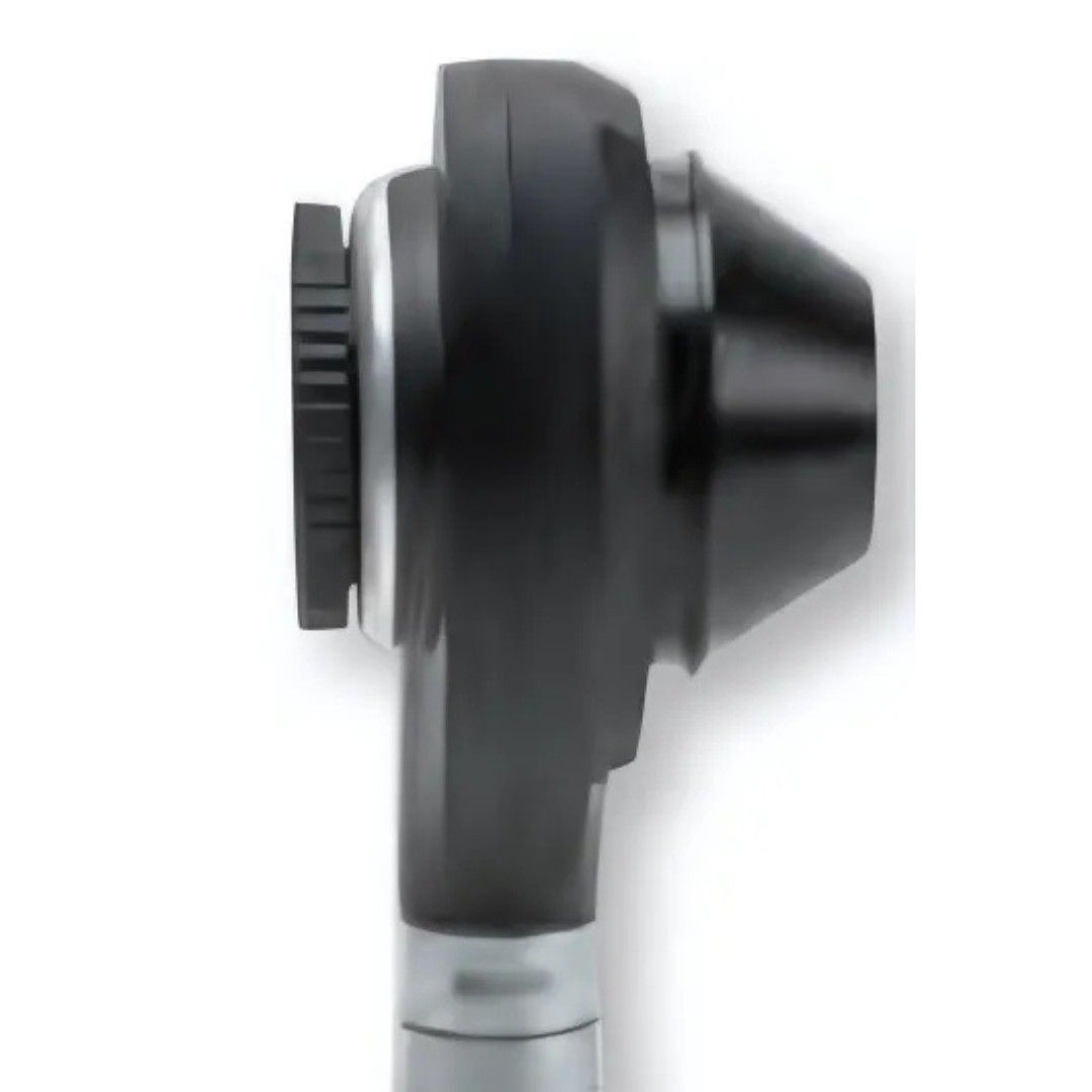 HEINE® NC1 Dermatoscope - smartphone based dermatoscope | HEINE