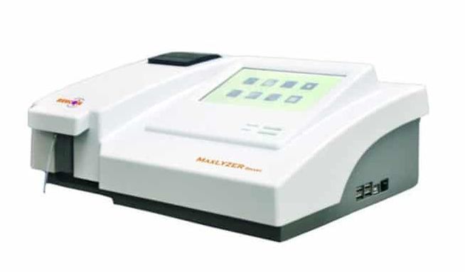 MaxLYZER Smart Biochemistry Analyzer | Fully Automatic | Avecon Healthcare